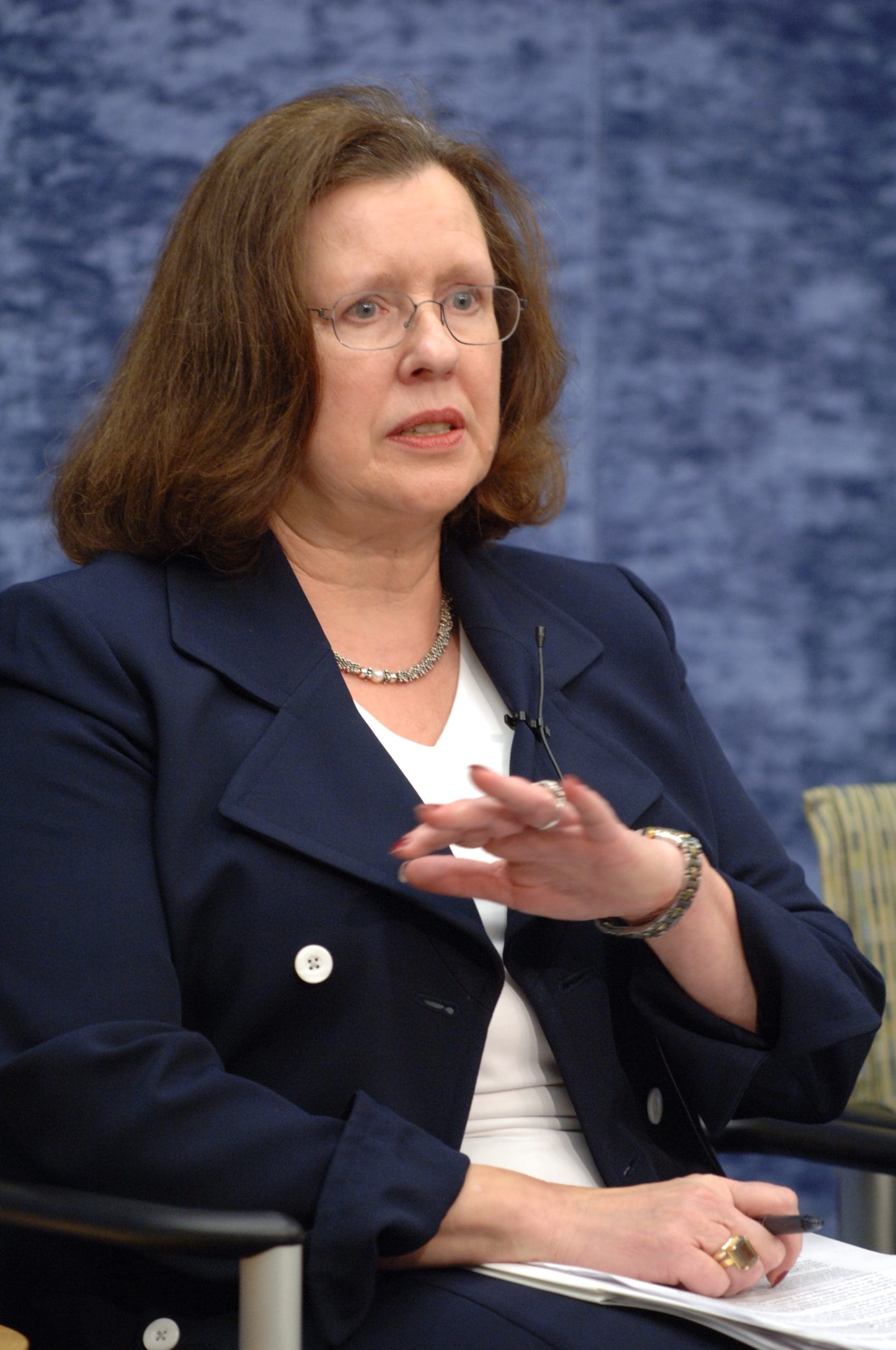 Addressing the foreclosure crisis: A Hamilton Project policy discussion ...